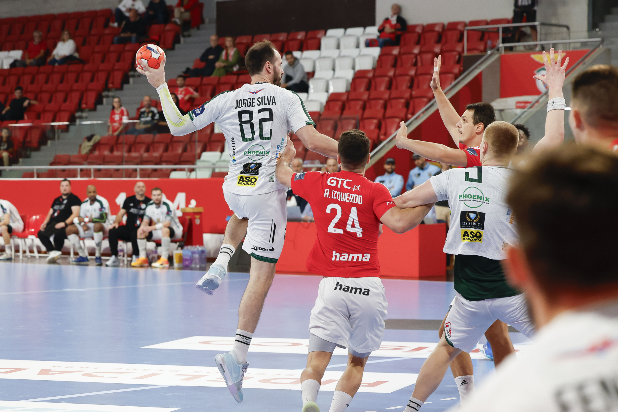 EHF European League: SL Benfica a um pequeno passo do Main Round ...